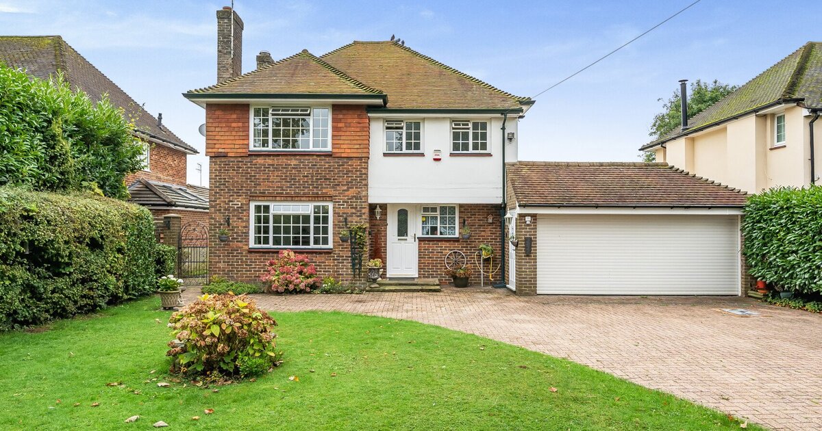 Jitty | Oldfield Road, Horley