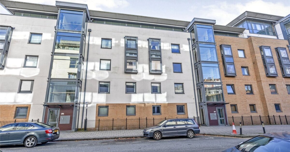 Jitty | Deanery Road, Bristol